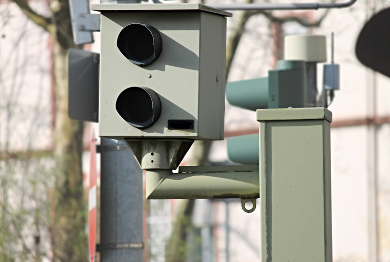 Stadt Nimmt Drei Rotlichtblitzer Wieder In Betrieb Landeshauptstadt Stadt Nimmt Drei Rotlichtblitzer Wieder In Betrieb Landeshauptstadt